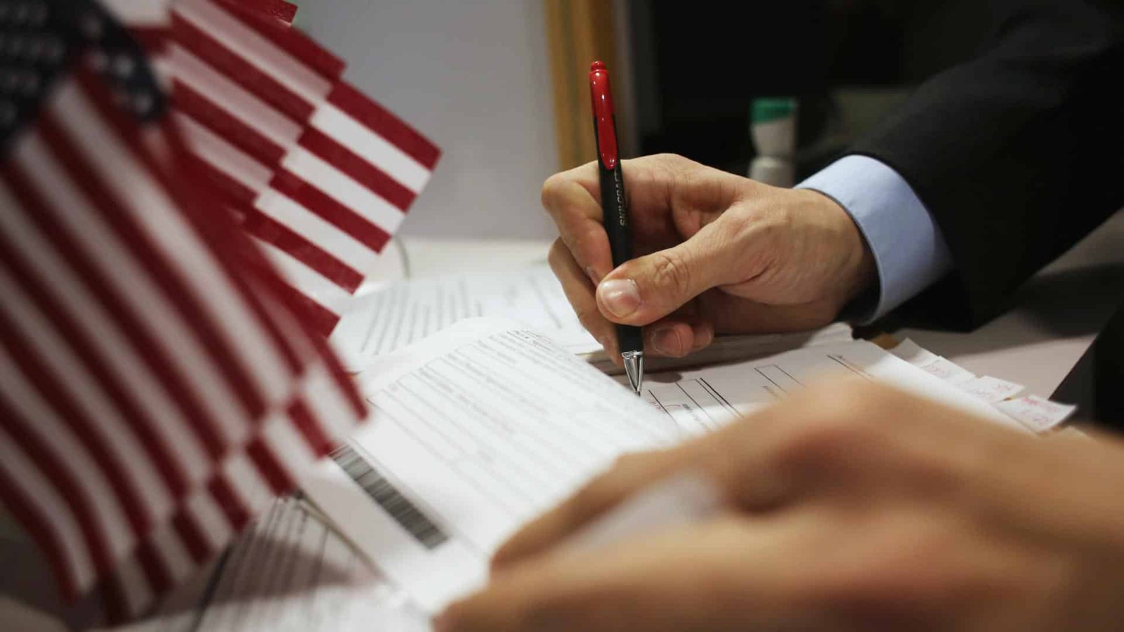 👉Asilo político en USA: ¿Cómo solicitarlo?
